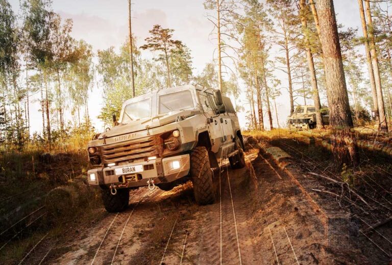 Cable harnesses for defense military vehicles - Perspectiva